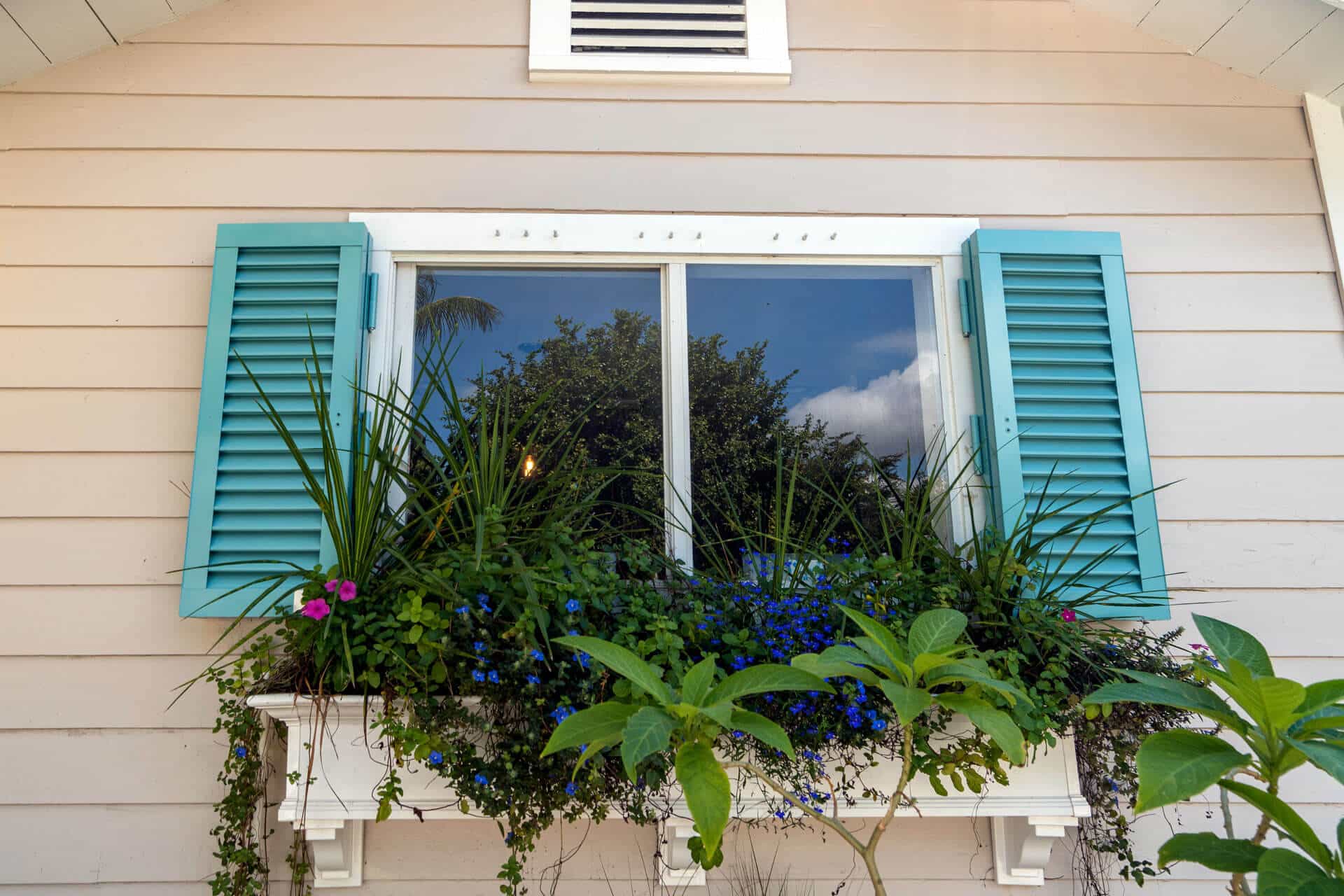Colonial Shutters Fort Myers FL | Storm Smart
